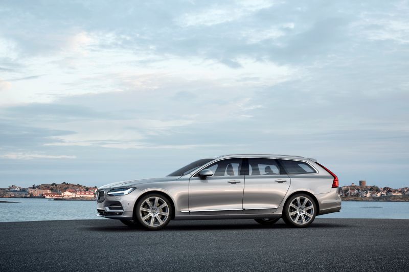 Volvo V90 Combi (2016) 2.0 T8 (407 Hp) AWD Automatic Hybrid